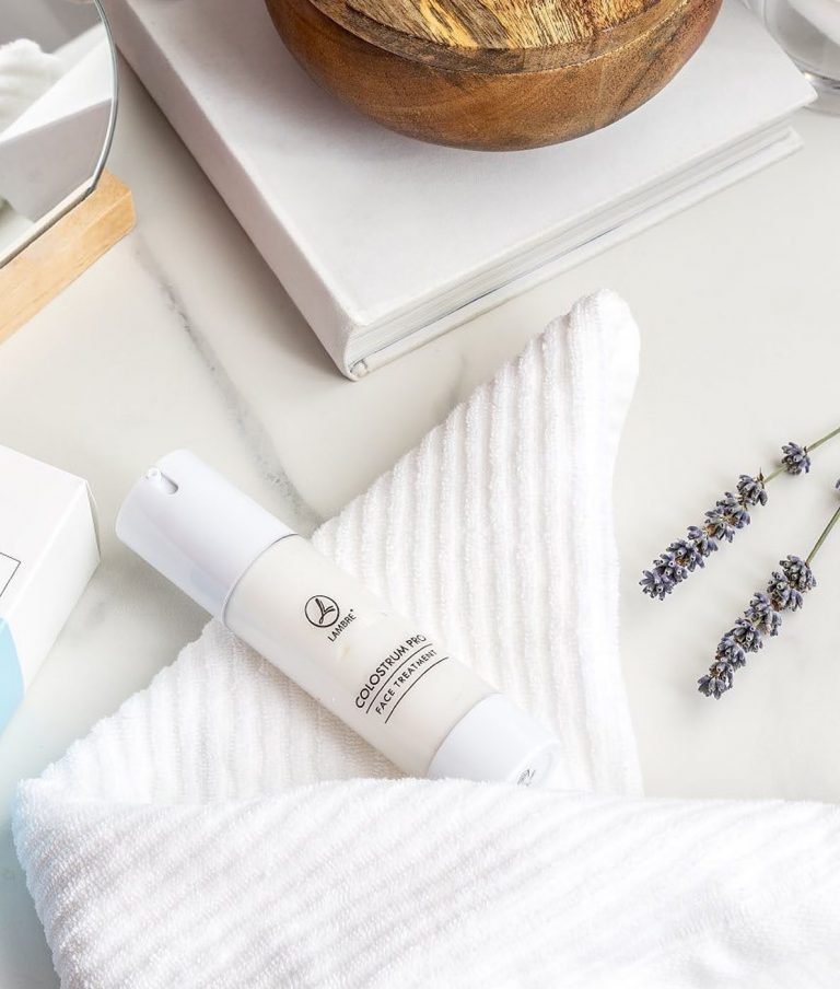 COLOSTRUM PRO CREMA FACIALA CE TRATEAZA SI REGENEREAZA TENUL PE BAZA DE ...